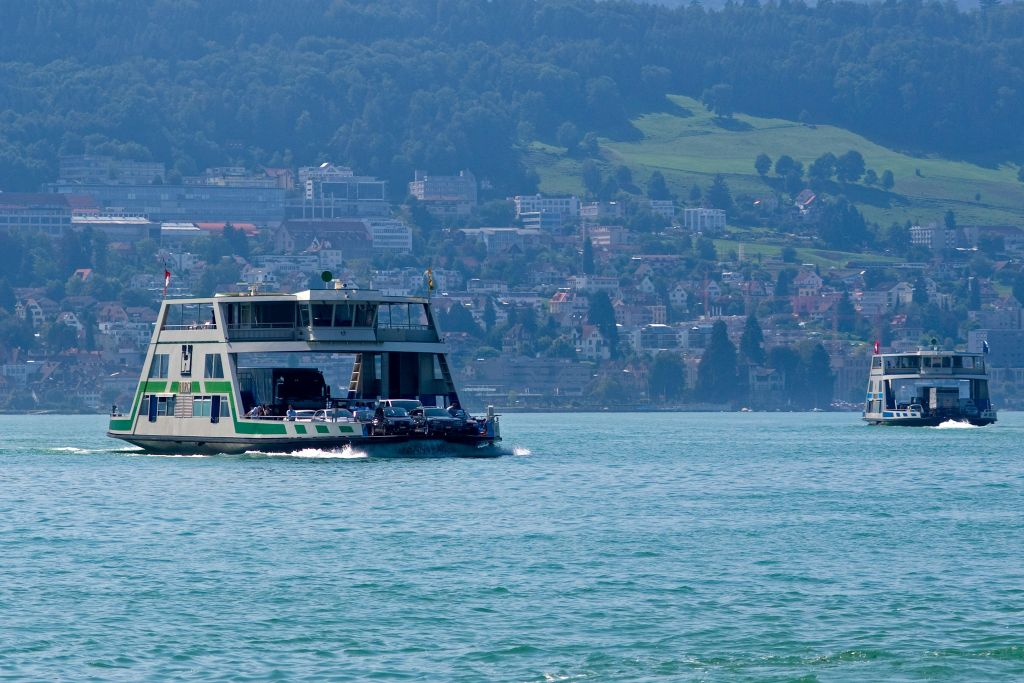 Entradas para Trayecto en ferry por el lago de Zúrich y teleférico ...